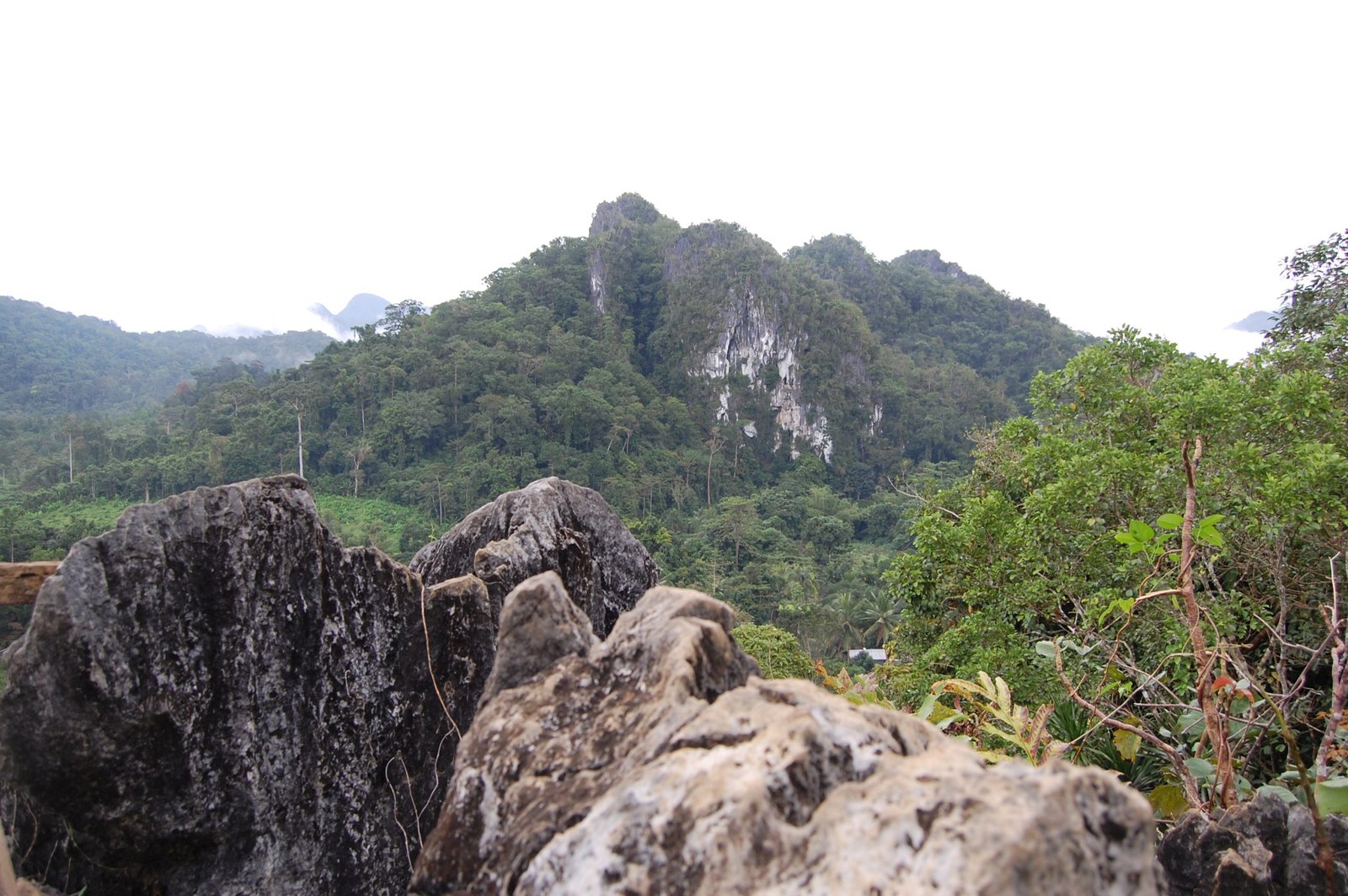 DAY TRIP UGONG ROCK SPELUNKING & CAVING